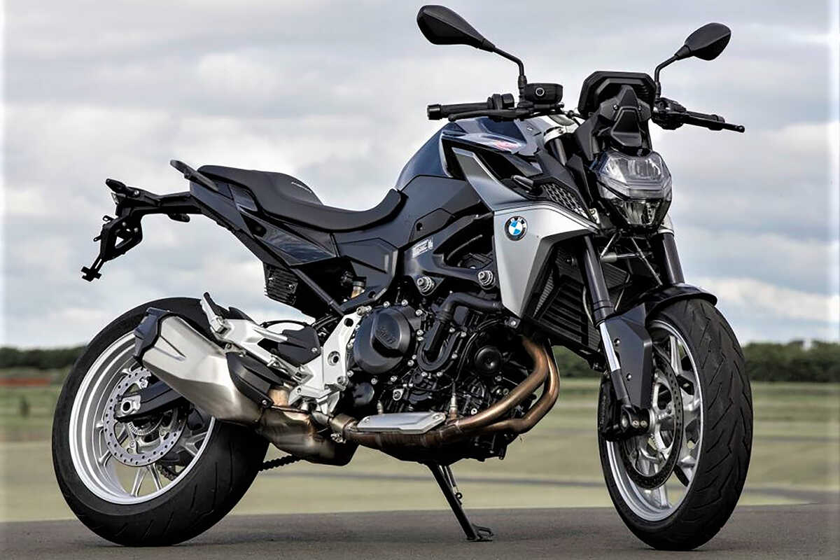 Apresentada nas versões Sport e Sport Plus nova naked BMW F 900 R