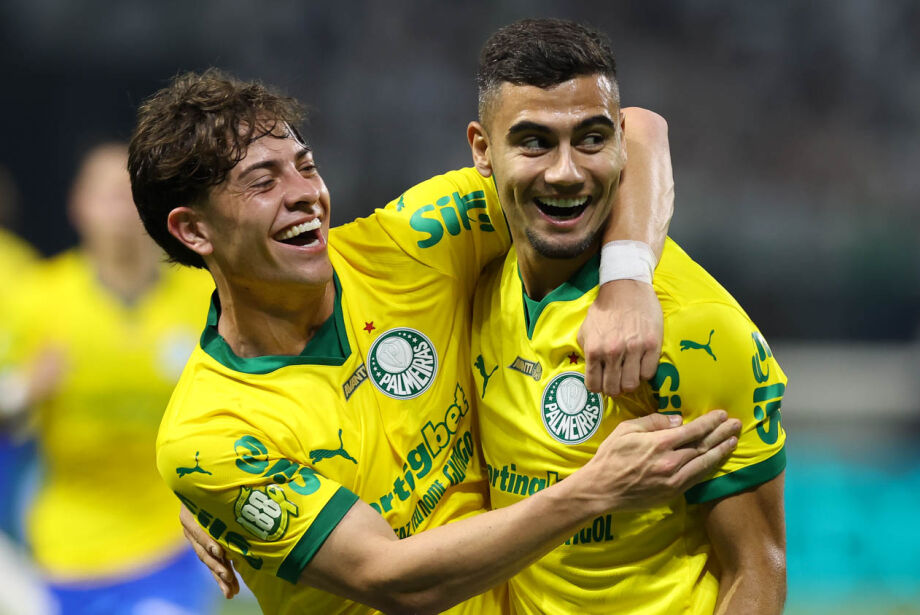 Palmeiras poupa sem prejudicar Brasileirão, goleia Fortaleza e cola no ...