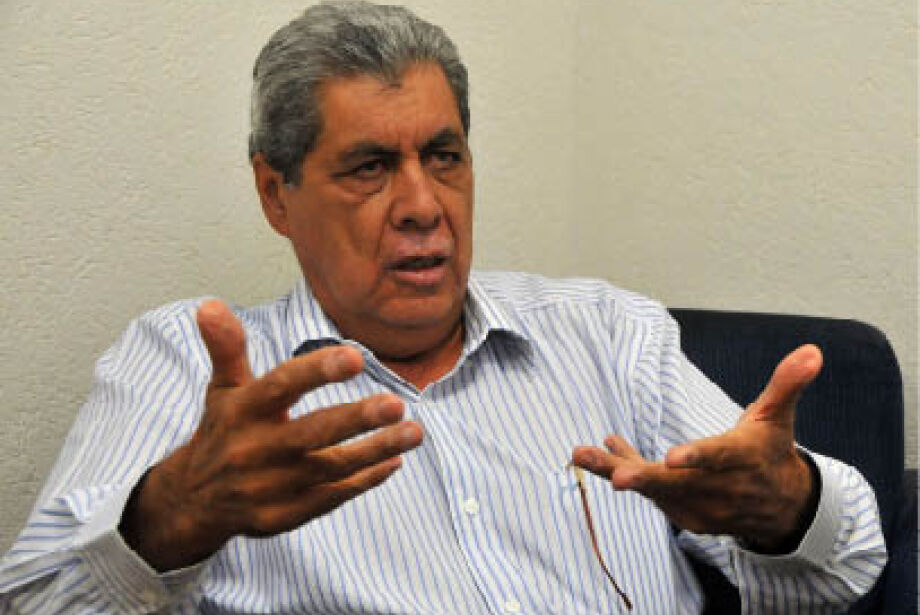 "Inexperiência" de Azambuja motiva suas críticas, diz André - Correio ...