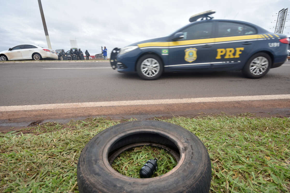 Polícia Rodoviária Federal Usou Tropa De Choque Para Dispersar