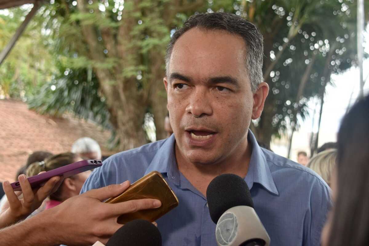 Sandro Benites assume Secretaria de Saúde e diz ser contra ...