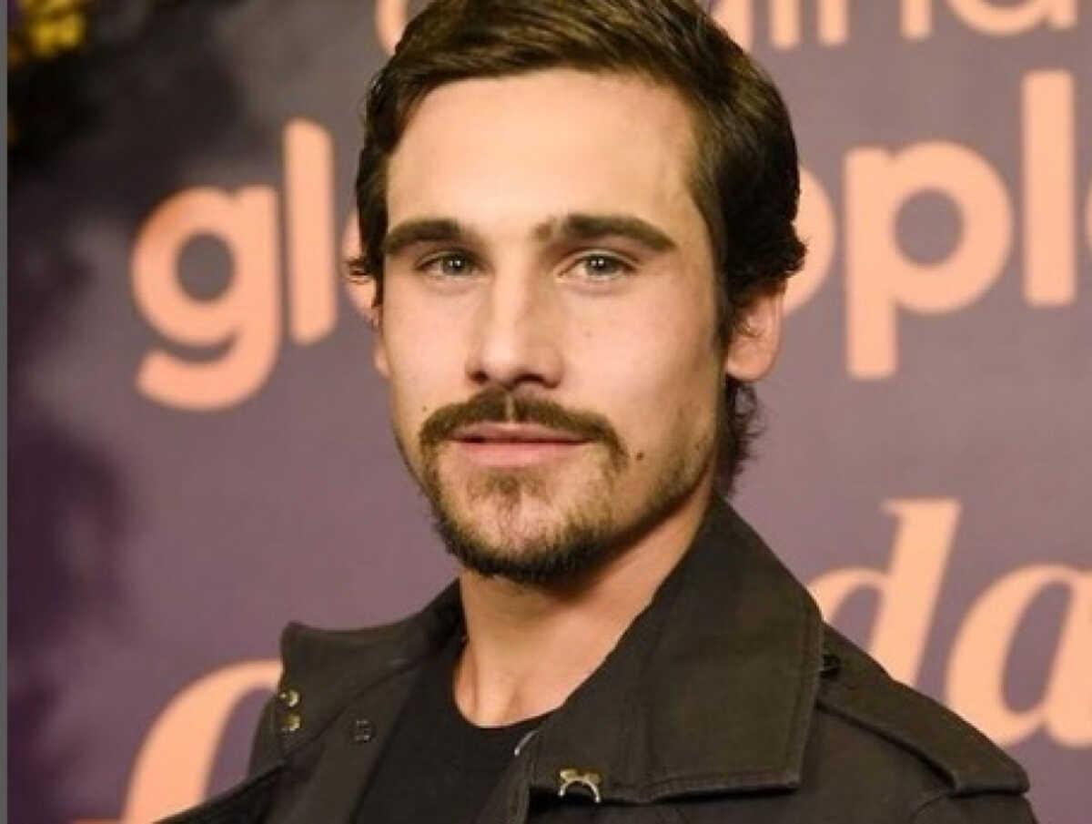 Capa B+: Entrevista exclusiva com o ator Nicolas Prattes, protagonista ...