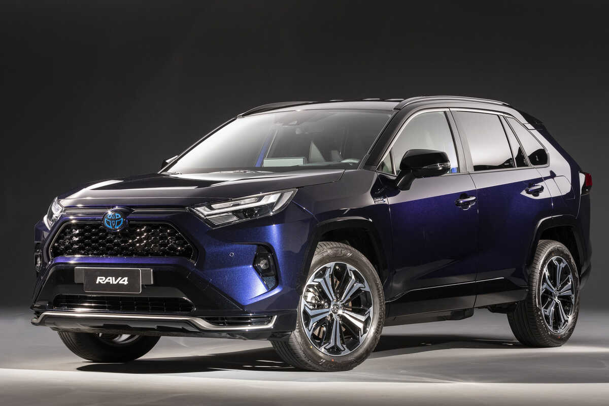 Toyota RAV4 2024 é um híbrido plug-in e desembarca no Brasil com preço ...