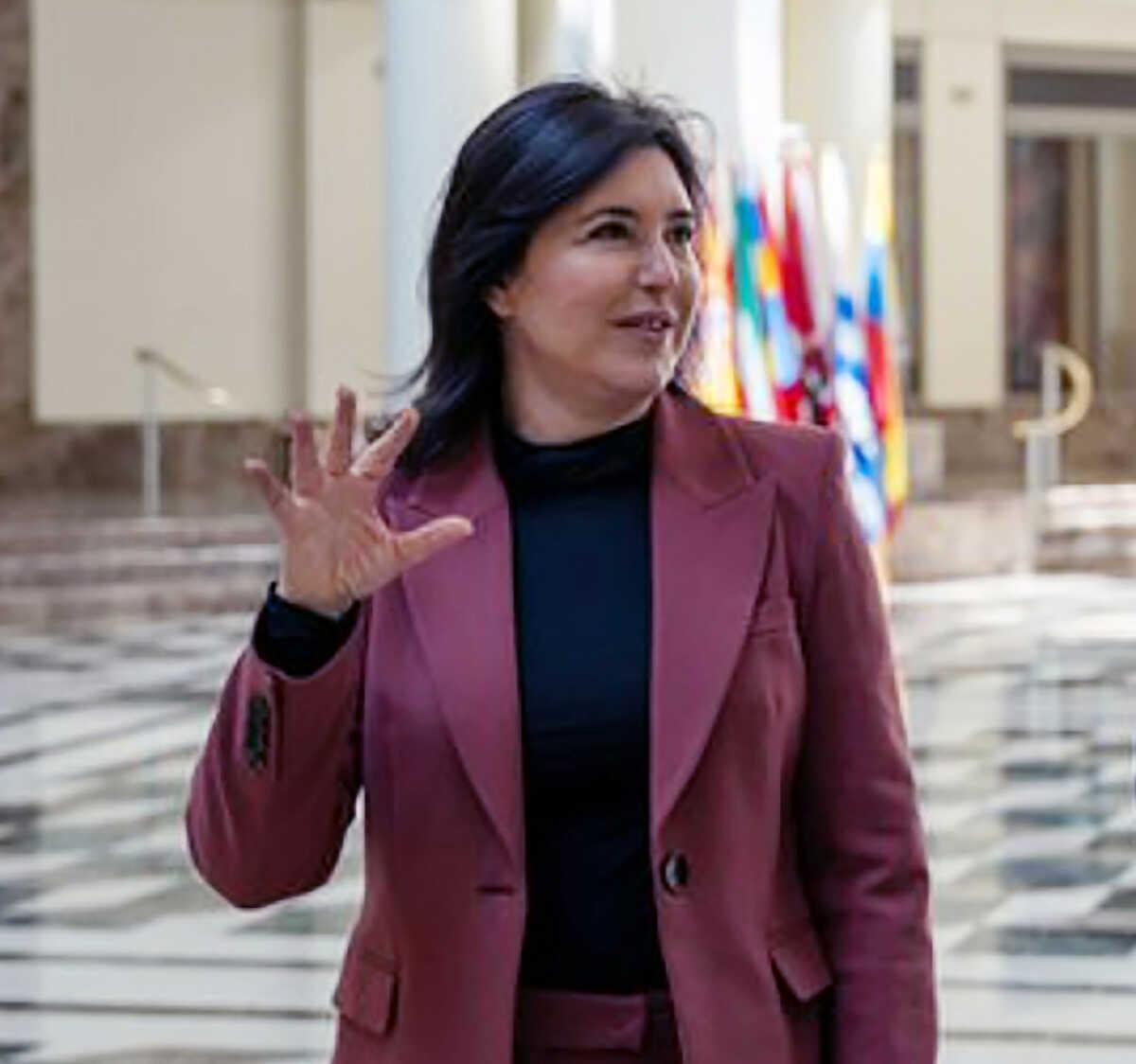 Sem definir futuro, Simone declara apoio à reeleição de Riedel e Lula ...