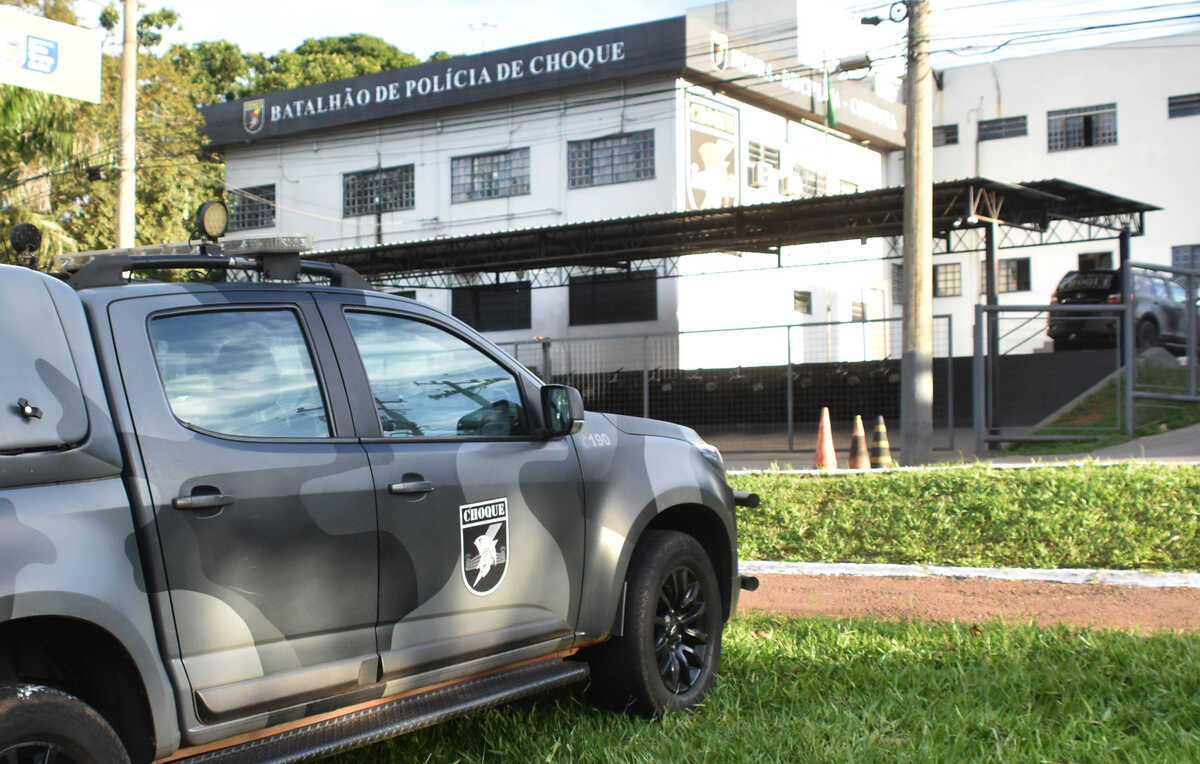 Batalhão de Choque captura mulher de chefão do PCC de SP - Correio do ...