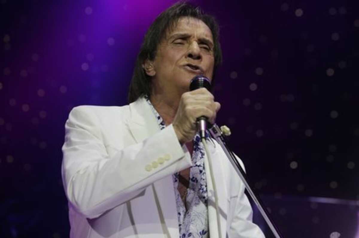 Roberto Carlos está apaixonado por campo-grandense de 20 anos - Correio ...