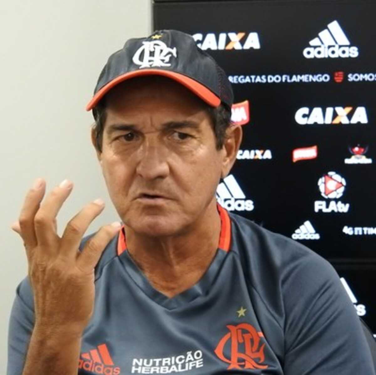 Muricy se isola com família, e aumenta apreensão sobre retorno ...