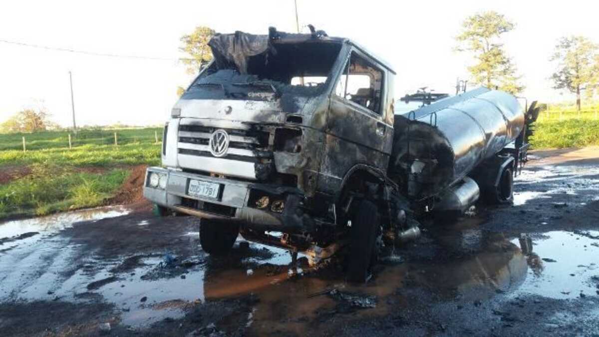 Caminhão-tanque carregado com piche explode e mobiliza Bombeiros ...