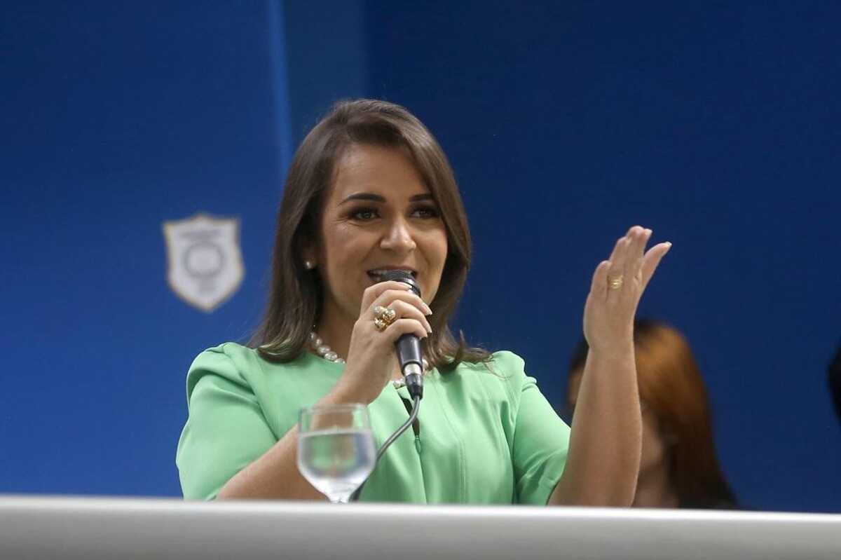 Adriane Lopes completa 100 dias de gestão com foco em dar continuidade ...