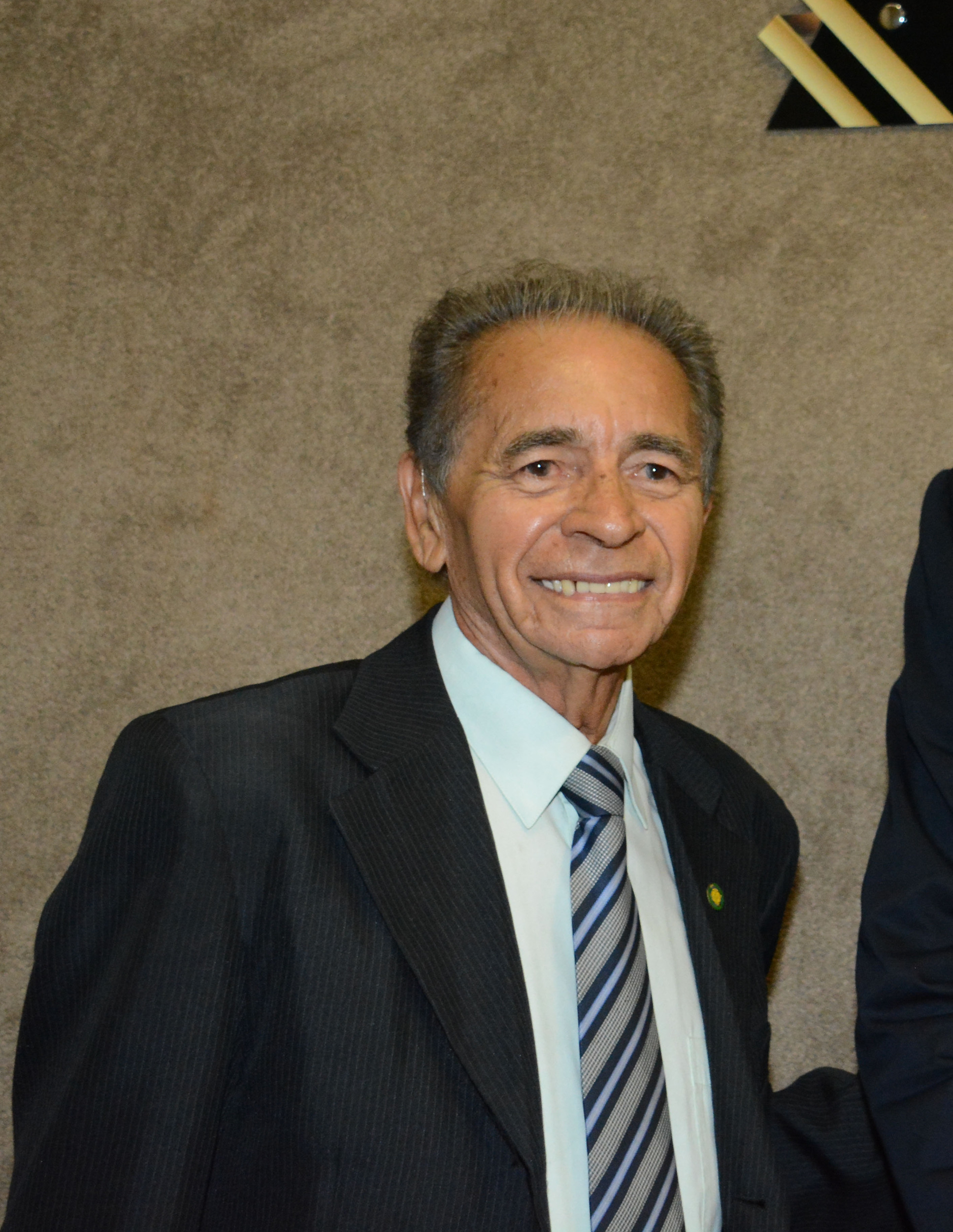 Confira a coluna Diálogo na íntegra, desta sexta-feira, 4 de agosto de ...