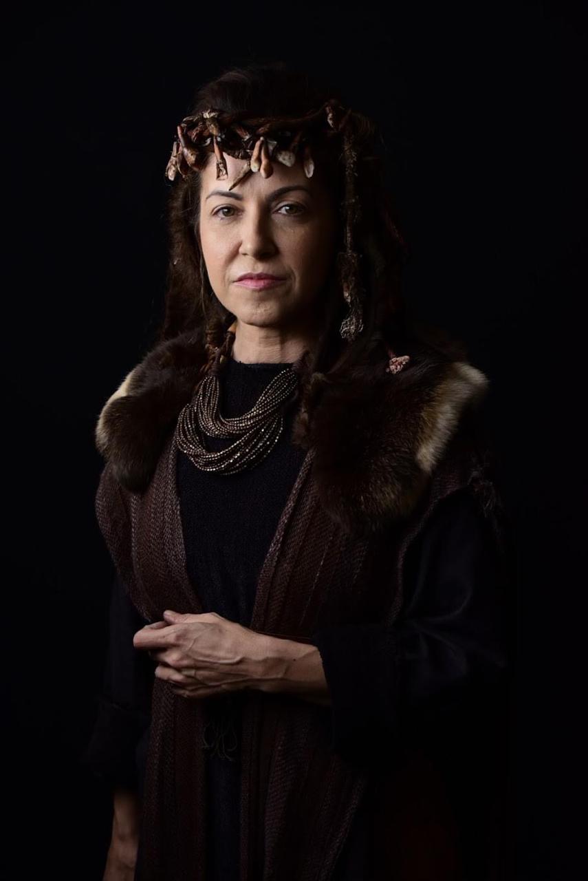 Capa B+: Entrevista exclusiva com a atriz Alessandra Verney em cartaz ...