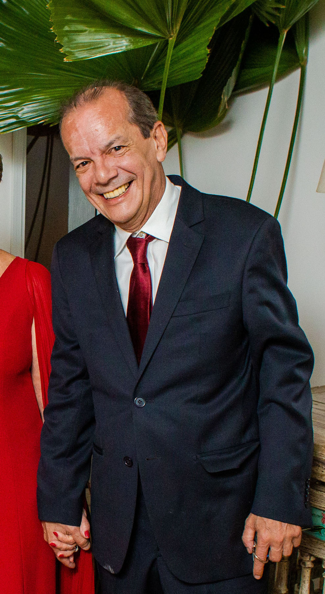 Confira a coluna Diálogo na íntegra, deste sábado e domingo, 10 e 11 de ...