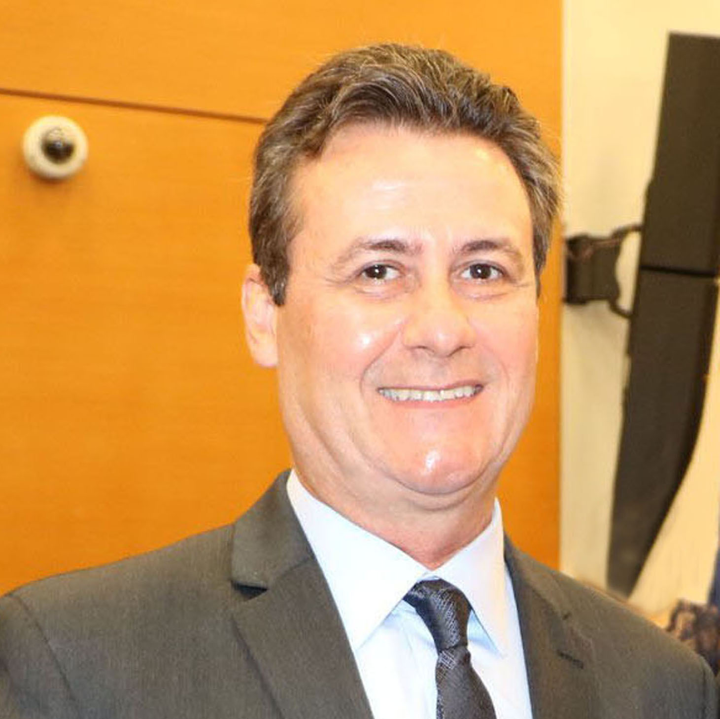 Confira a coluna Diálogo na íntegra, desta terça-feira, 9 de abril de ...